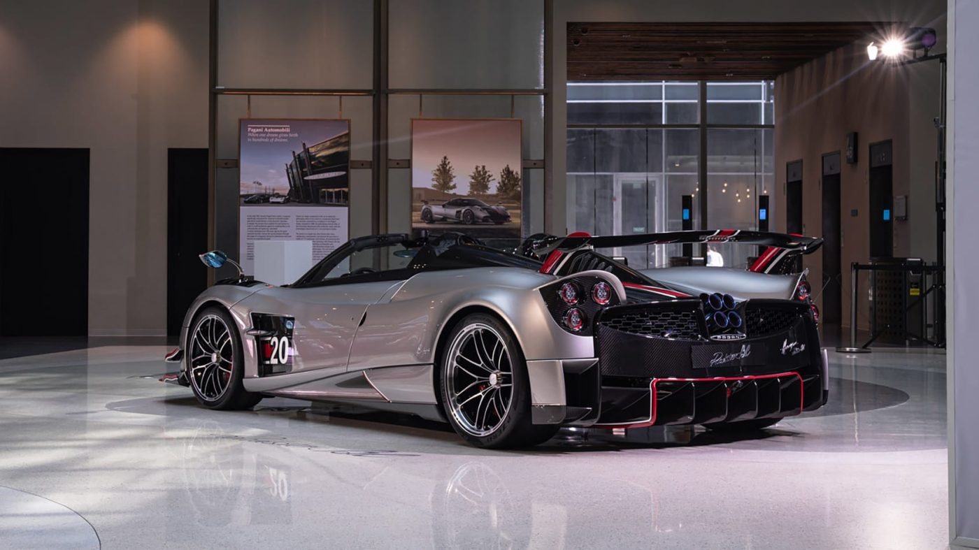 Pagani Huayra BC Roadster Revealed | SuperCars.net