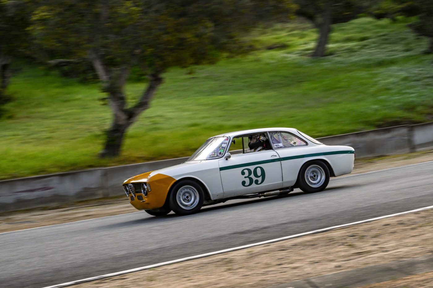 Chet Taylor - 1967 Alfa Romeo GTV | | SuperCars.net