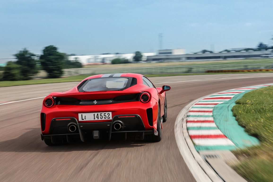 Ferrari 488 Pista Wallpapers | SuperCars.net