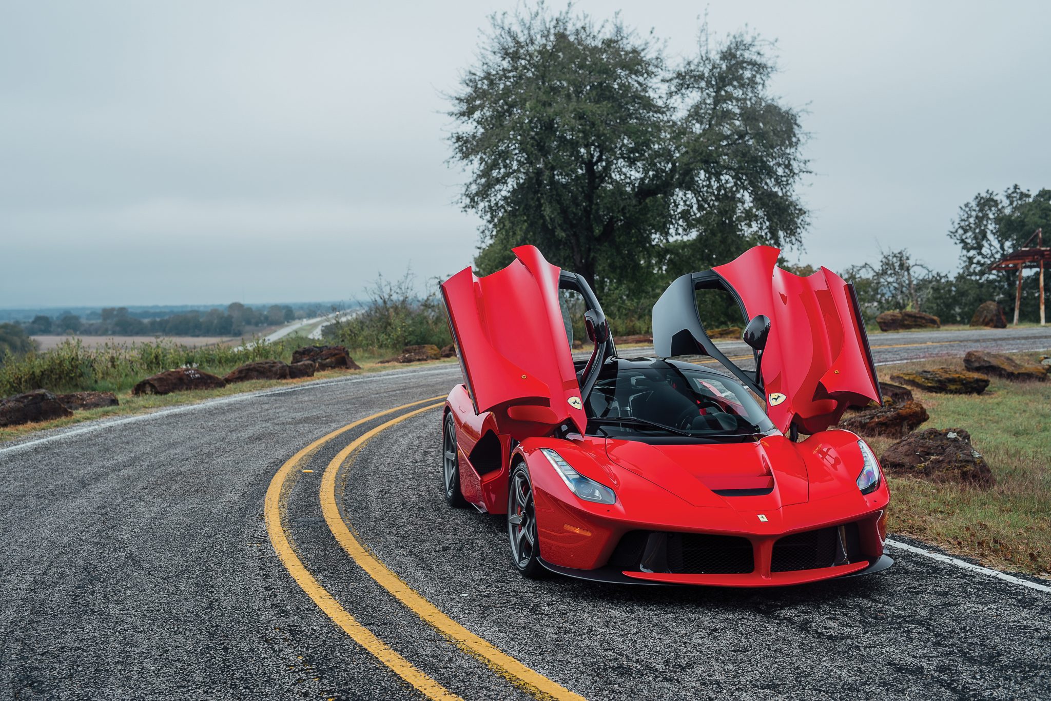 Ferrari LaFerrari Wallpapers | SuperCars.net