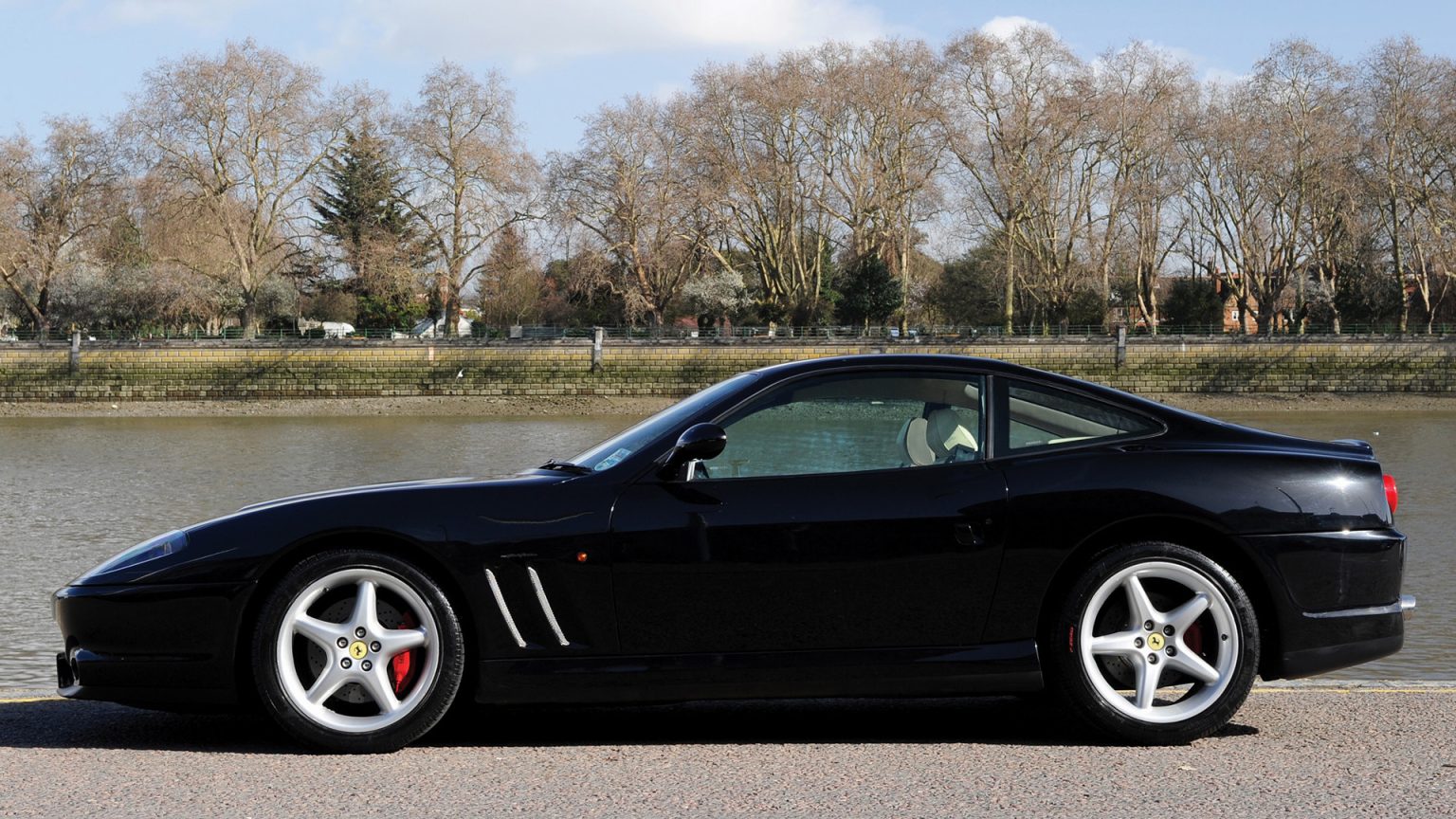 Ferrari 550 Wallpapers | SuperCars.net