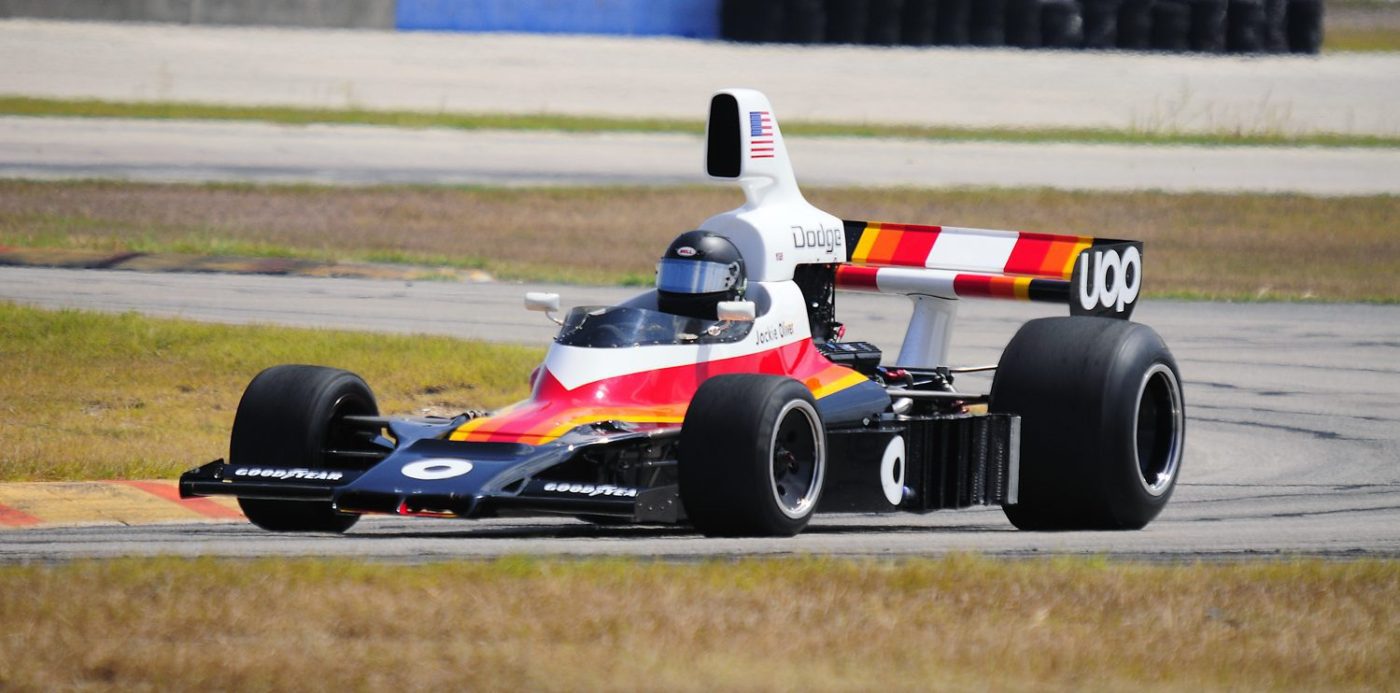 Formula 5000 Revival (2020) - Bennett & Bruggenthies Lead After Road ...