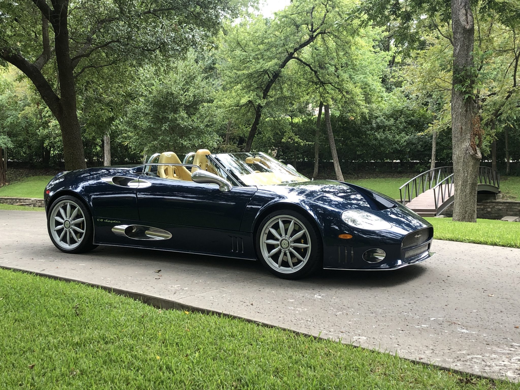 FOR SALE: 1,300-Mile 2006 Spyker C8 Spyder | For Sale | SuperCars.net