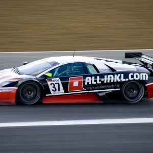 Race Car Wallpapers: Free HD Downloads