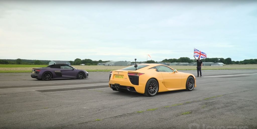 Japanese VS German V10 Engines: LFA VS R8 V10 Spyder Drag Race
