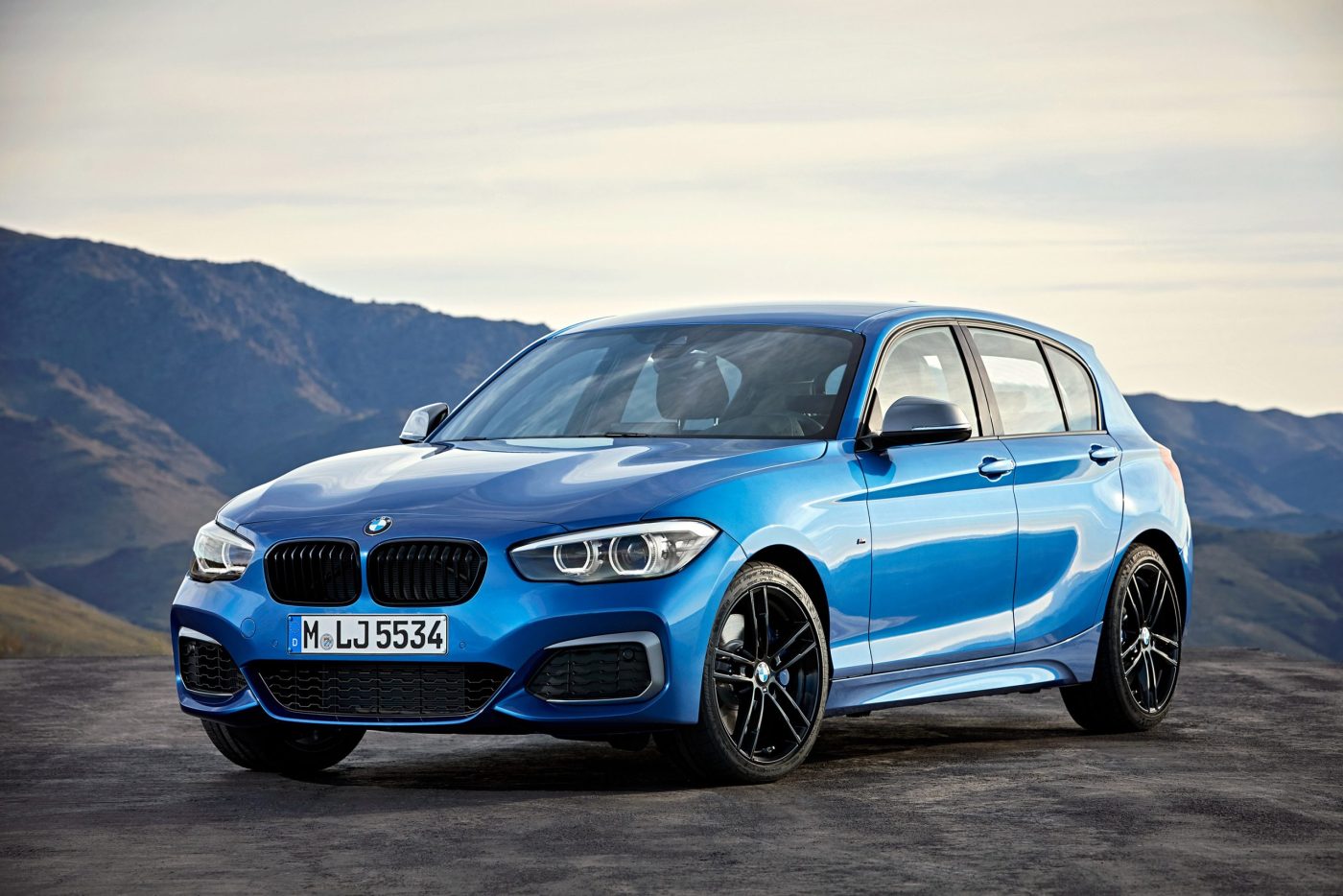 2018 BMW M140i Wallpapers | SuperCars.net