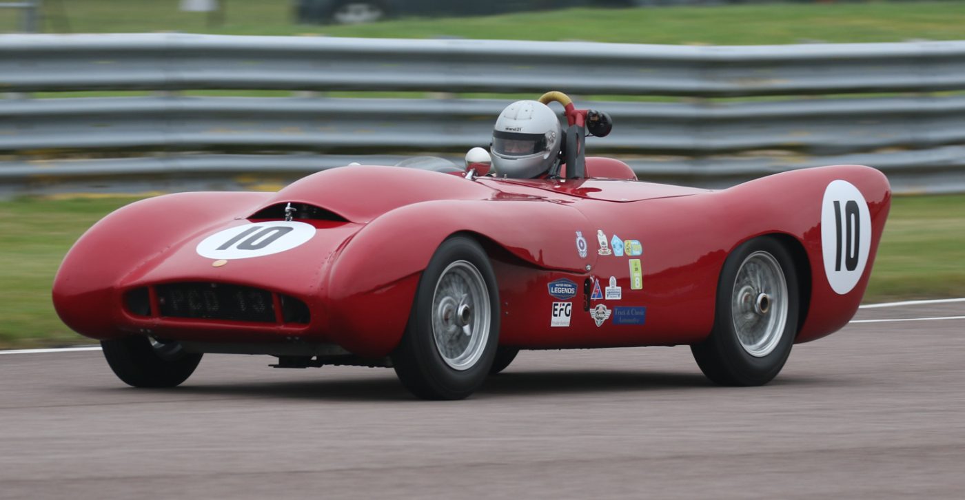 HSCC Historic Race Meeting at Thruxton (2020) – Recap & Photo Gallery