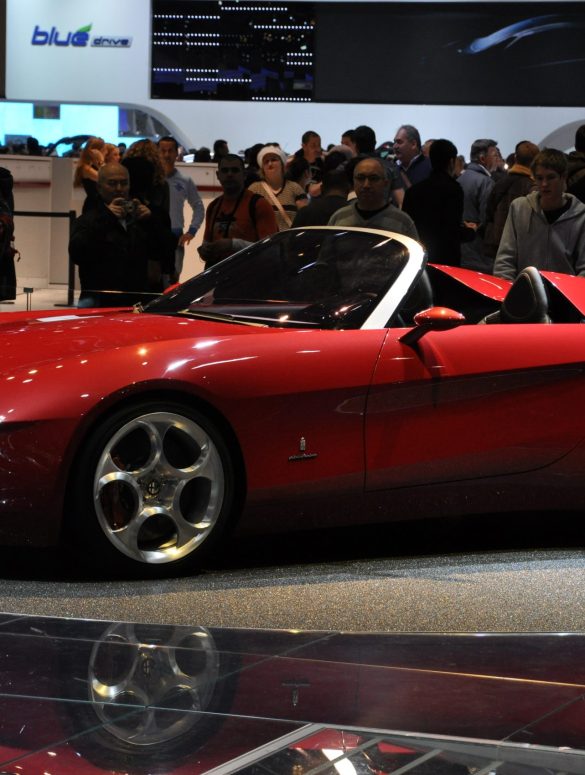 2010 Alfa Romeo 2uettottanta Wallpapers | SuperCars.net