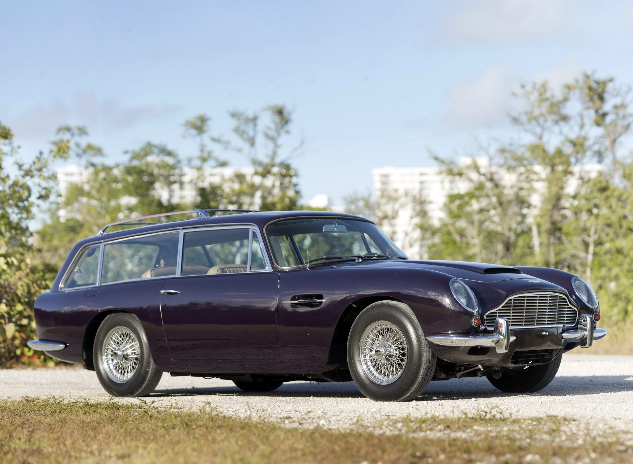 1965 Aston Martin DB6 Vantage Shooting Brake by Harold Radford ...