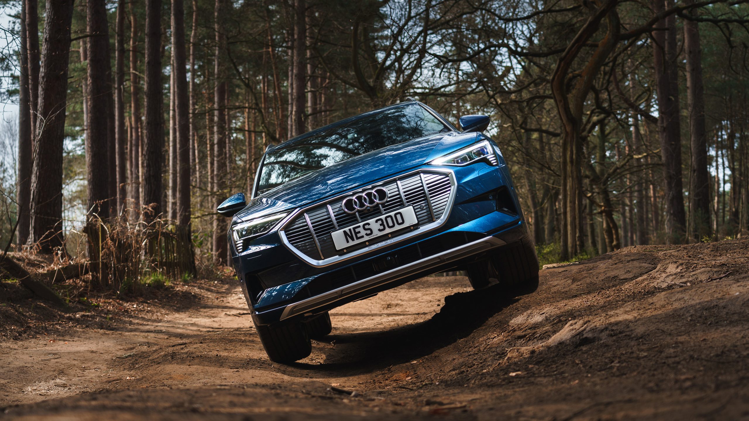 2020 Audi e-tron 55 quattro Sportback Wallpapers | SuperCars.net
