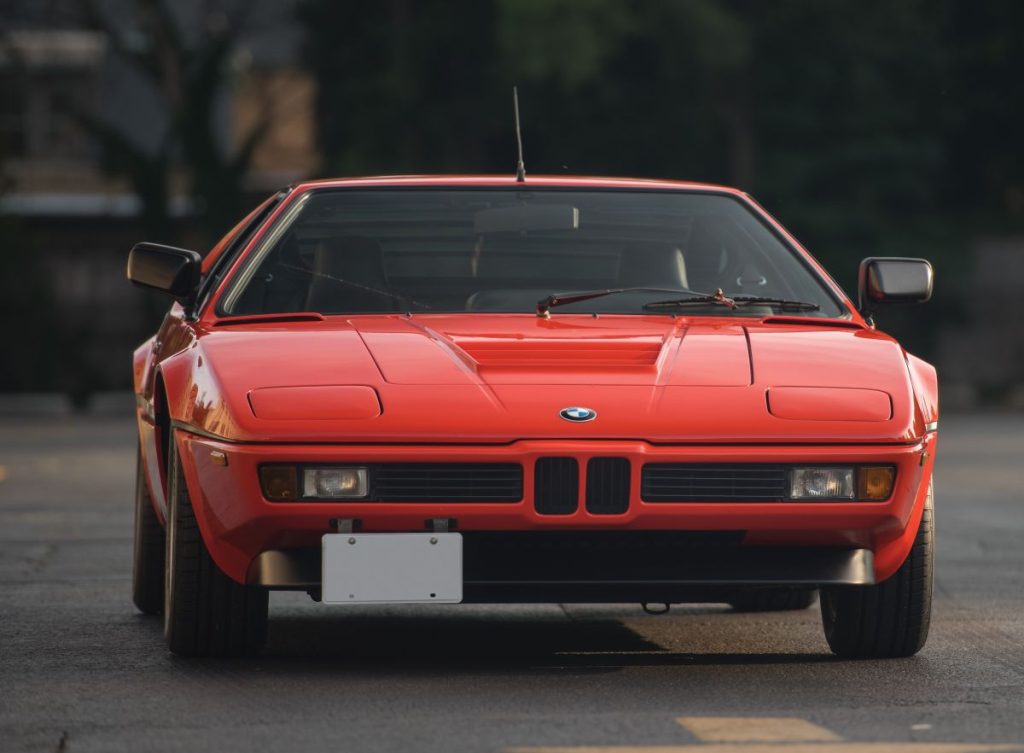 BMW M1 - The Thrilling Breakthrough Mid-engined Supercar [Review]