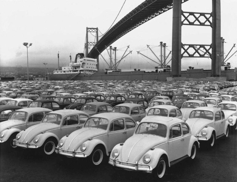 Volkswagen Celebrates 9 Unique Guinness World Records