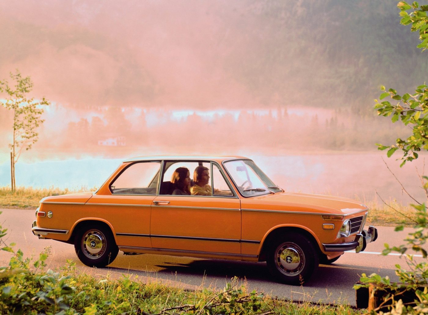 1966 BMW 02 Series Wallpapers | SuperCars.net