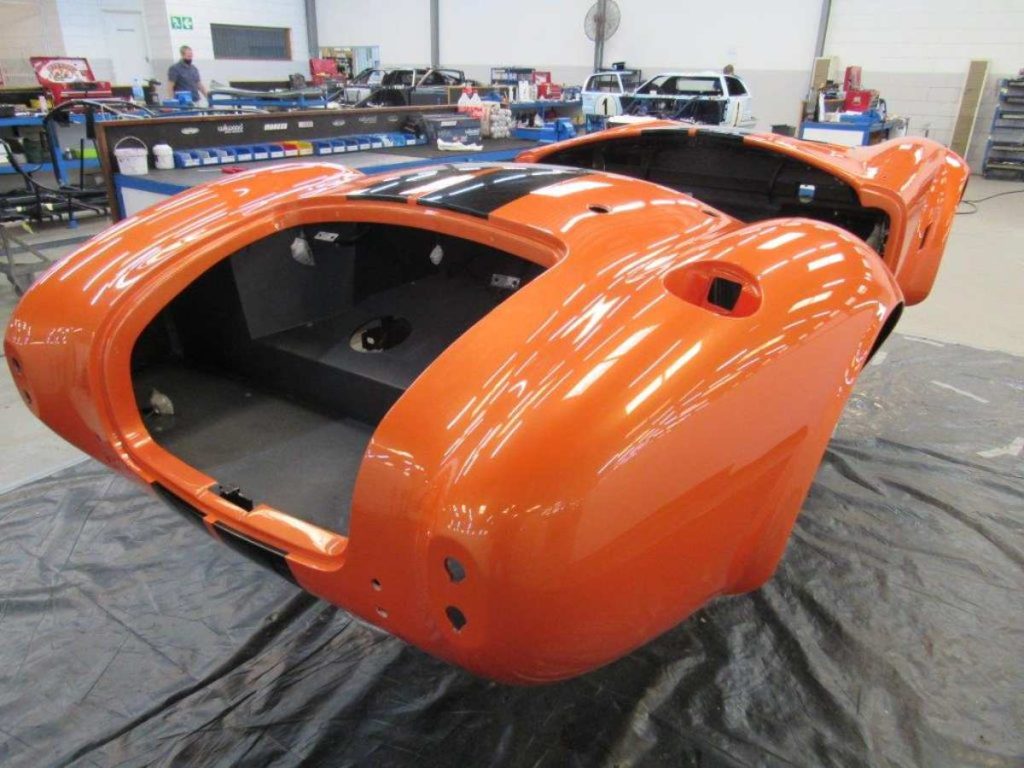 The AC Cobra Series 4–electric: The New World 'AC Superblower'