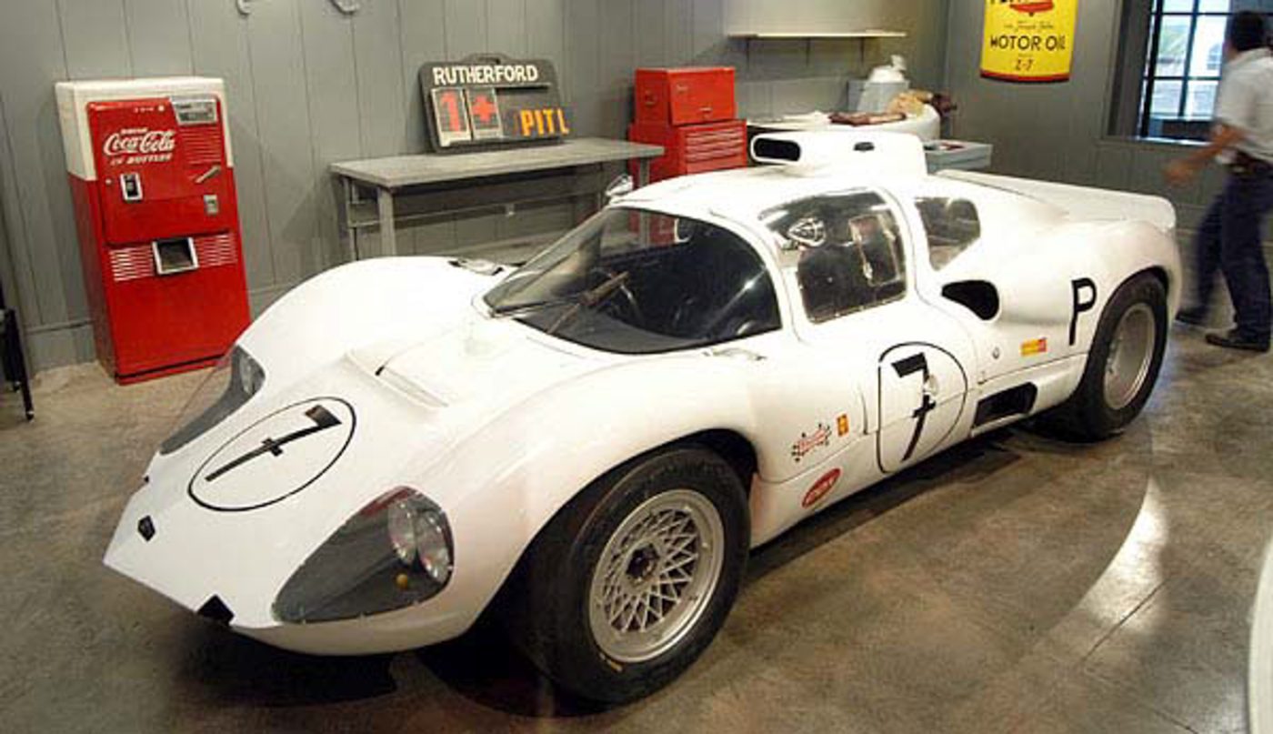 1966 Chaparral 2E - Aerodynamics Made Visible