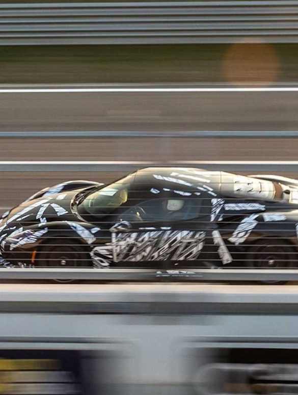 The Maserati MC20 on the track