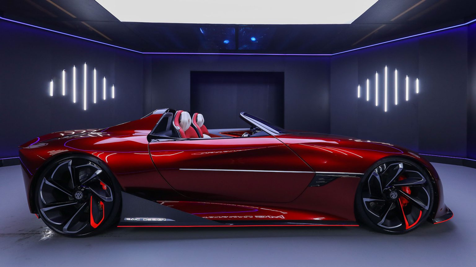 First photos of the MG Cyberster