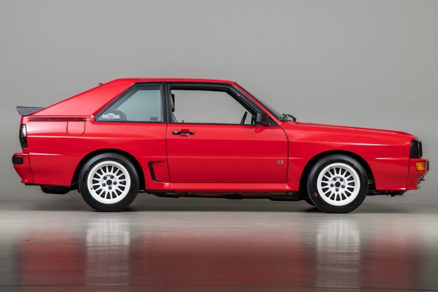 Best Sports & Performance Cars From The 1980s