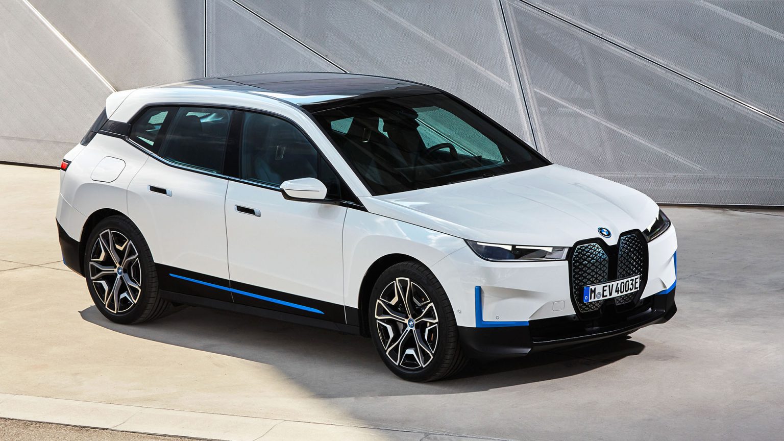 BMW iX - First all electric BMW SUV : ASCO