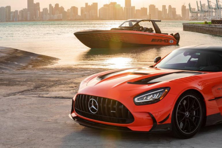 The 41’ Cigarette Nighthawk AMG Edition