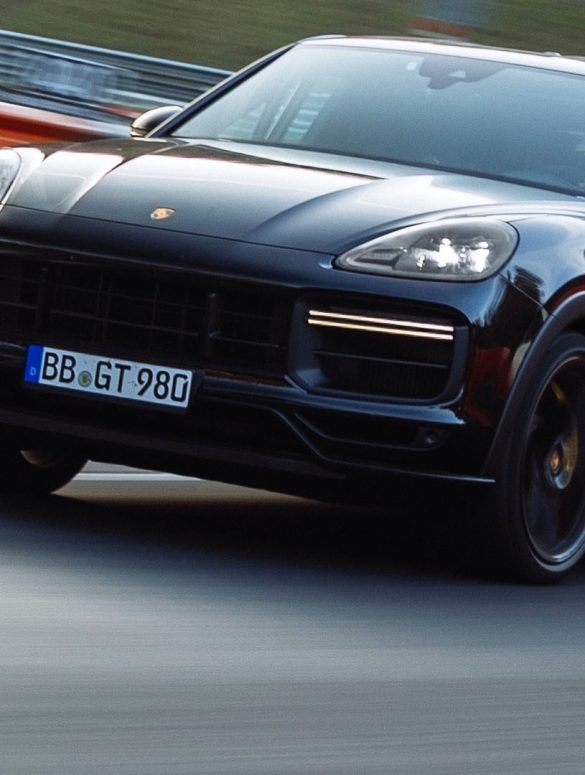 Record setting Porsche Cayenne
