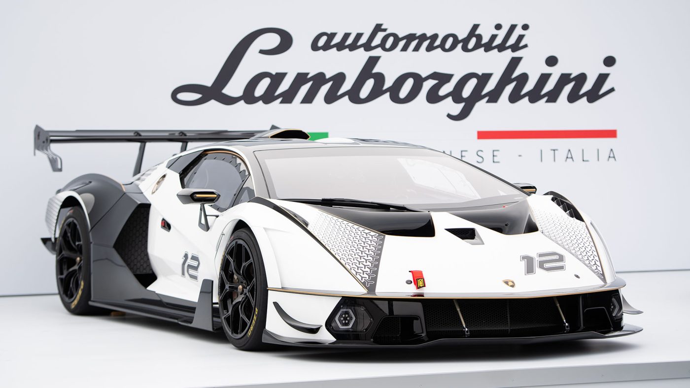 Lamborghini unveils the Countach LPI 800-4