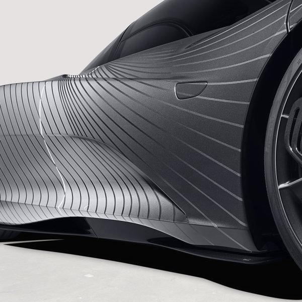McLaren Speedtail - The Ultimate Guide & Research Hub