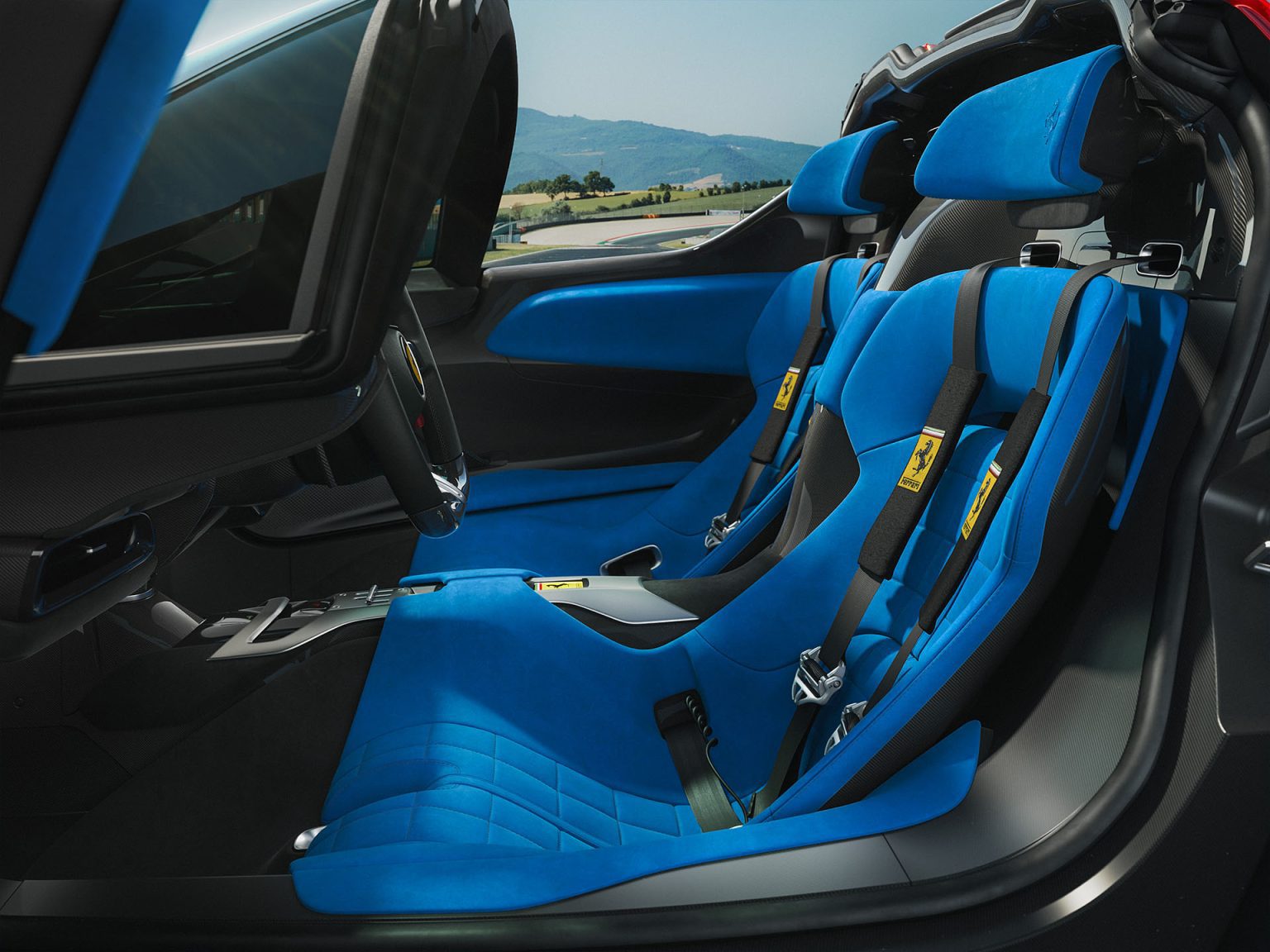 The new Ferrari Icona: Daytona SP3