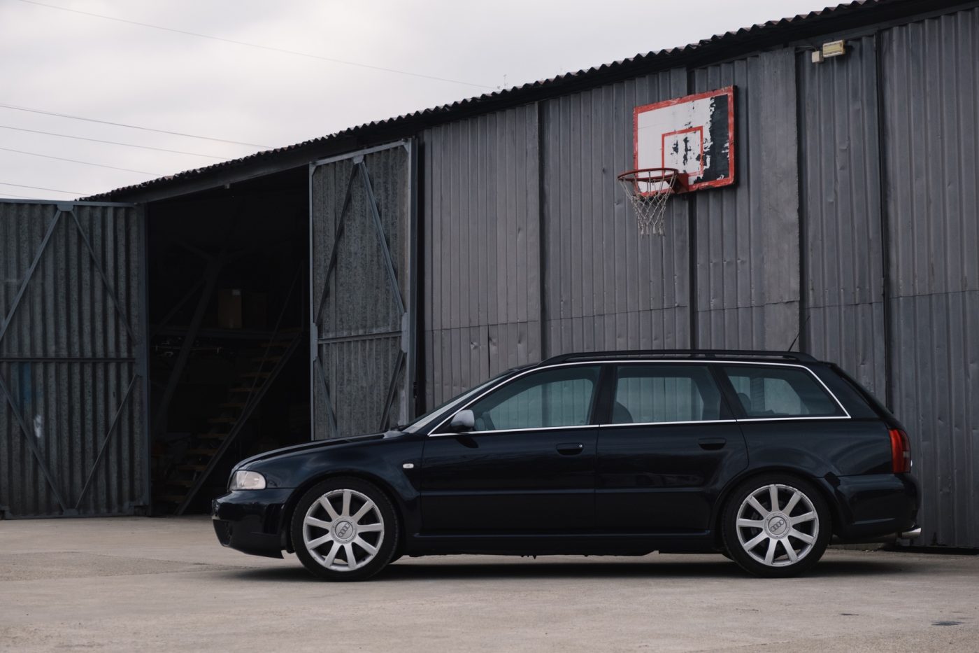 [In-Depth Review] Audi RS4 B5