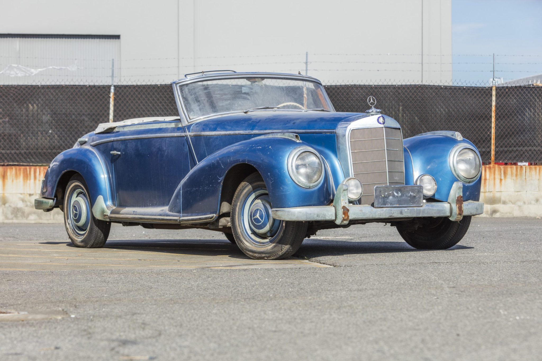 Rare And Special ‘Barnfind’ Mercedes-Benz 300S Roadster Featured At The ...