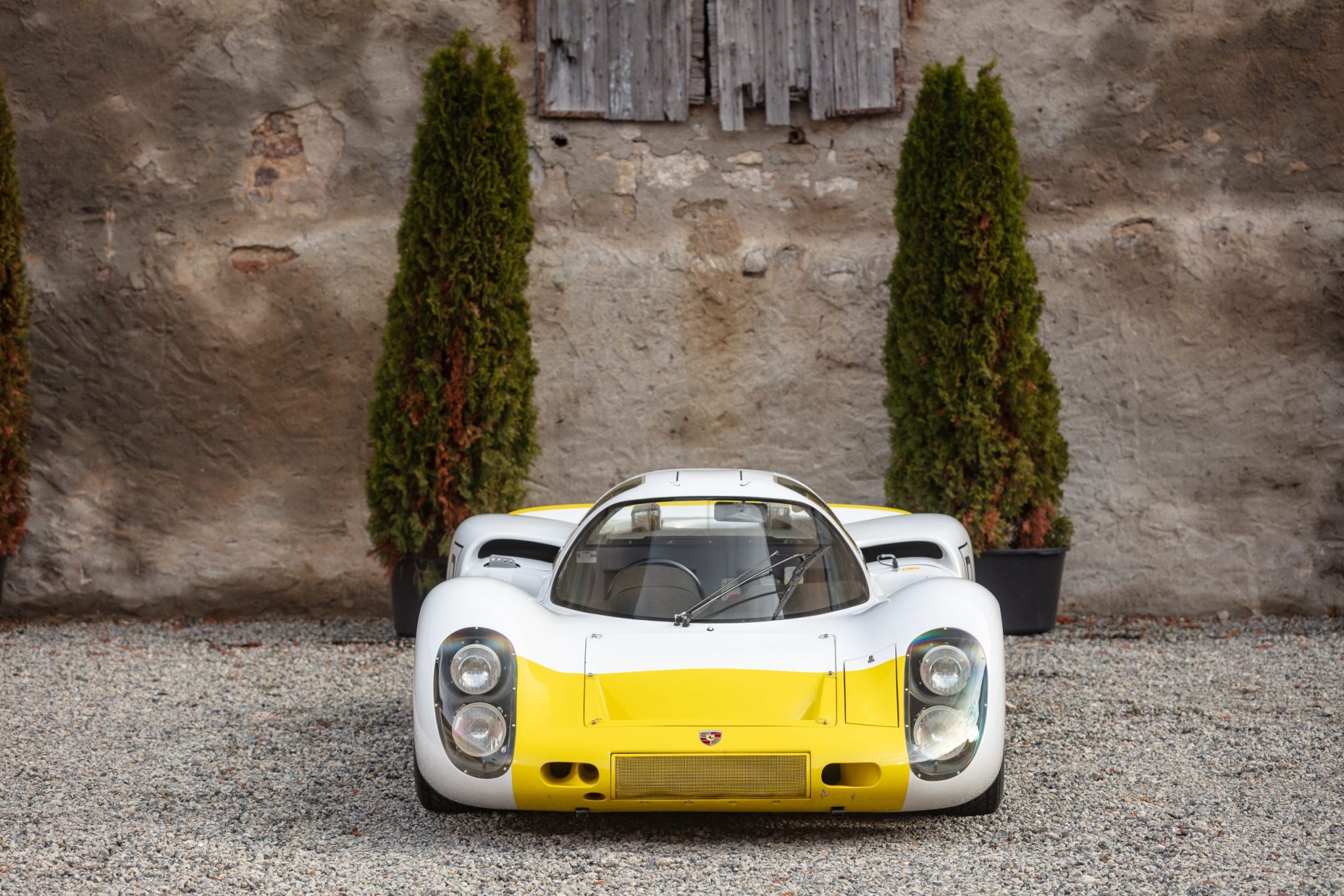 FOR SALE: 1968 Porsche 907 Ex-works