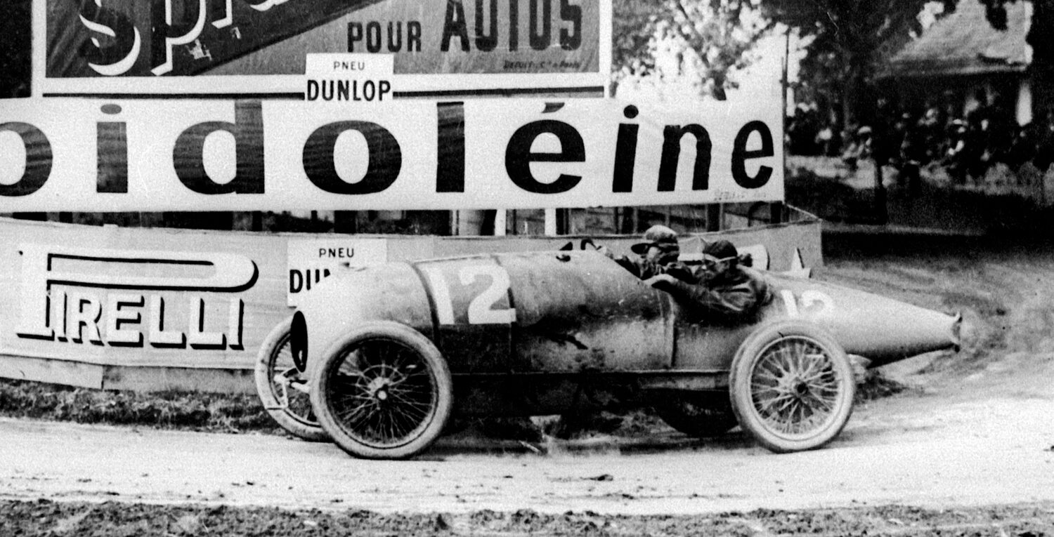 The 8-cylinder Bugatti Type 30 Turns 100