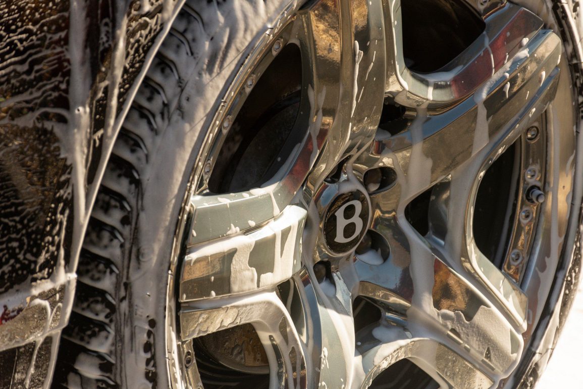 7 Detailing Tips We Learned From Turn 7 Auto Detailer