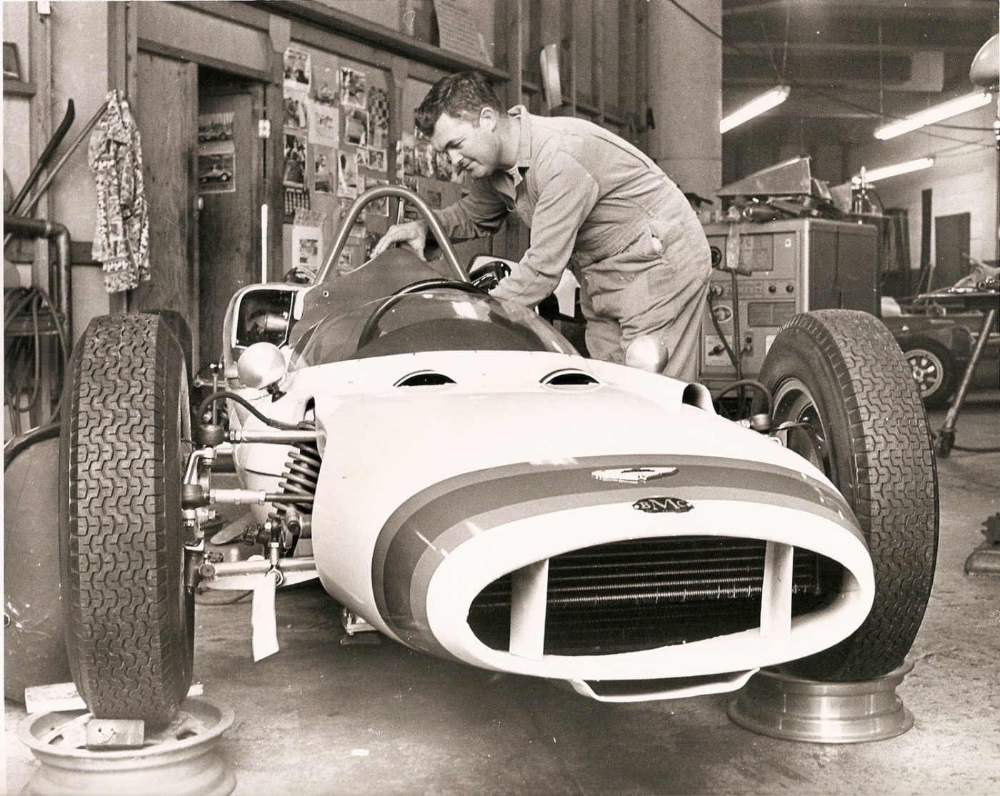 Joe W. Huffaker (1927 - 2022)