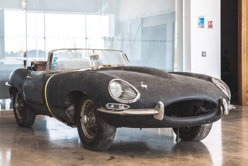 The Queen’s Platinum Jubilee Pageant Features One-off Jaguar Classic E-type