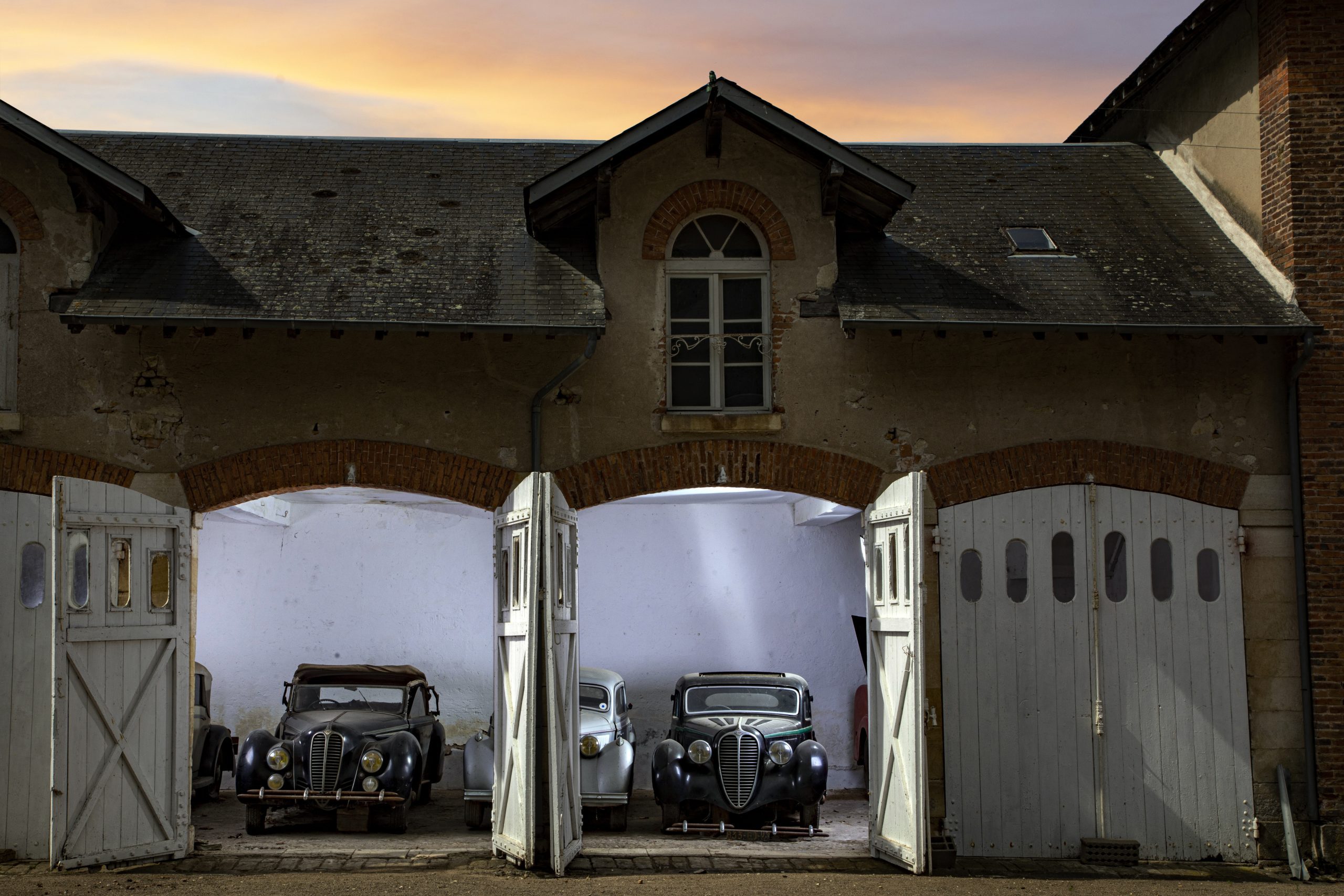 Special Barn Find Collection At Classic Le Mans Auction (With Picture ...