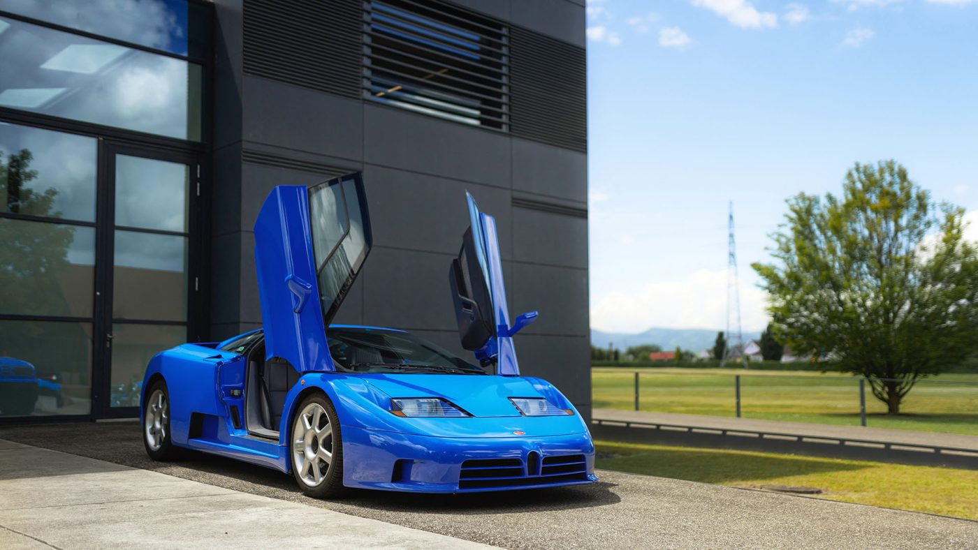 BUGATTI Blue throughout time: "La Vie En Bleu"
