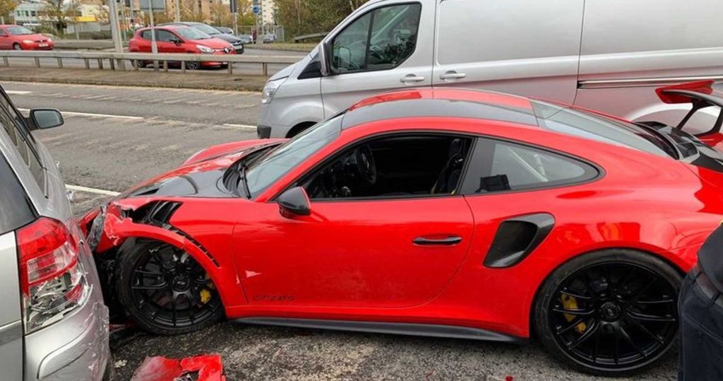 Can using a pressure washer damage paintwork? | Tips & Advice ...