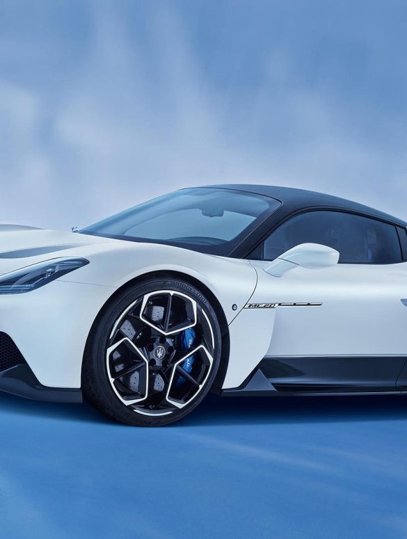 10 Supercars with Incredible Six-Cylinder Engines