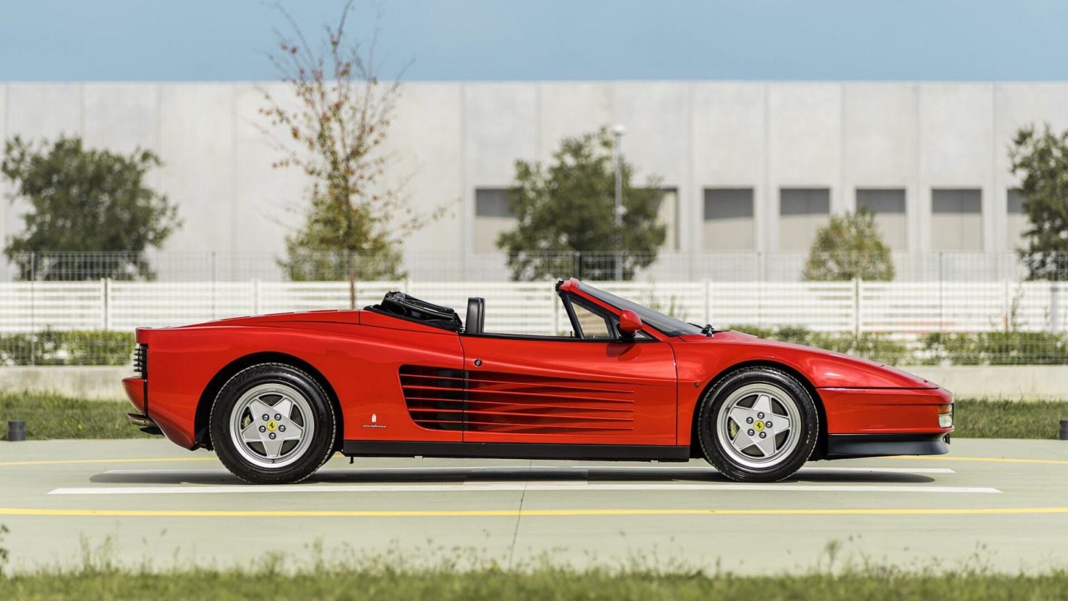 The Ferrari from Outrun in real life goes to auction