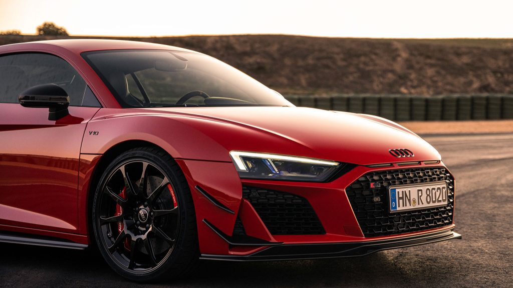 The new AUDI R8 GT Is a Beast