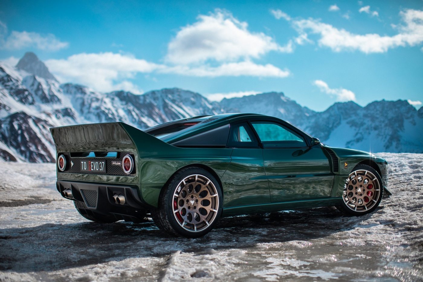 10 Modern Cars Inspired by Classic-Era Relatives