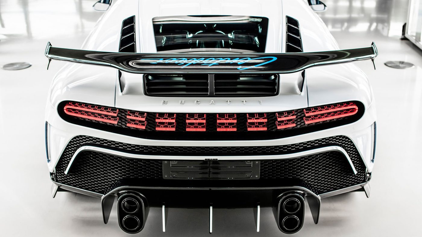 Bugatti delivers the 10th unit of the Centodieci