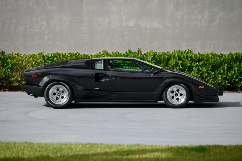 Lamborghini Countach 25th Anniversary Edition for sale : ASCO