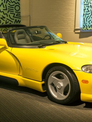 The Dodge Viper - Americas Second Snake Strike