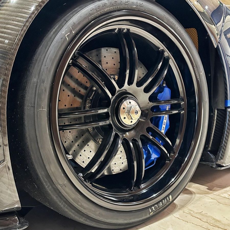 Car Of The Day: 2013 Pagani Zonda Revolución