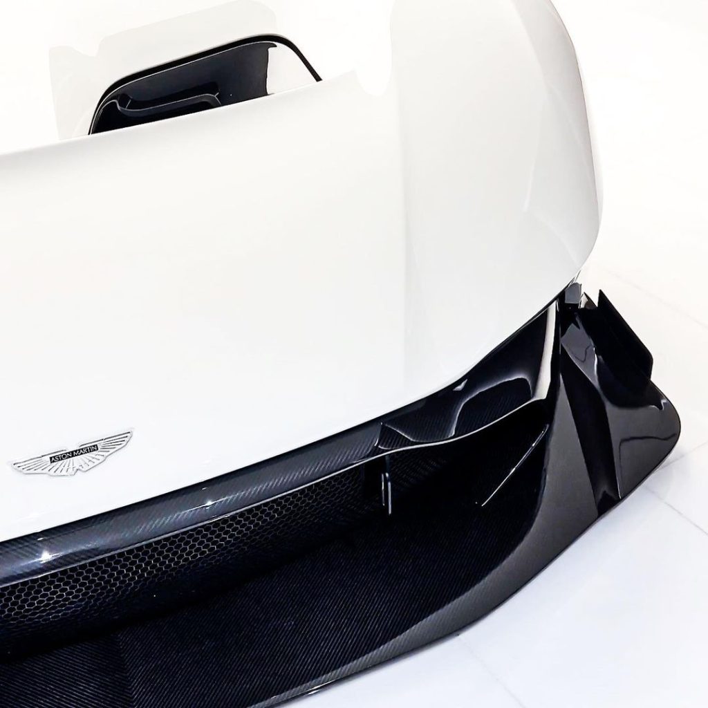 Car Of The Day: Aston Martin Vulcan