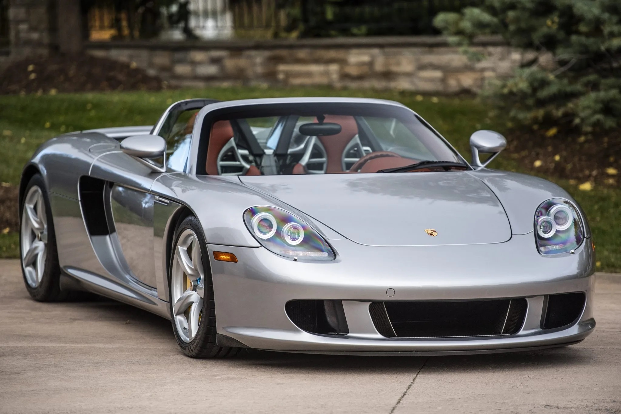 FOR SALE: A Stunning Porsche Carrera GT