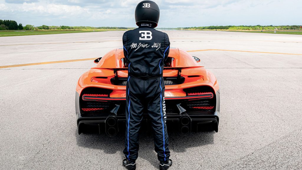 Driving a Bugatti at 400 km/h