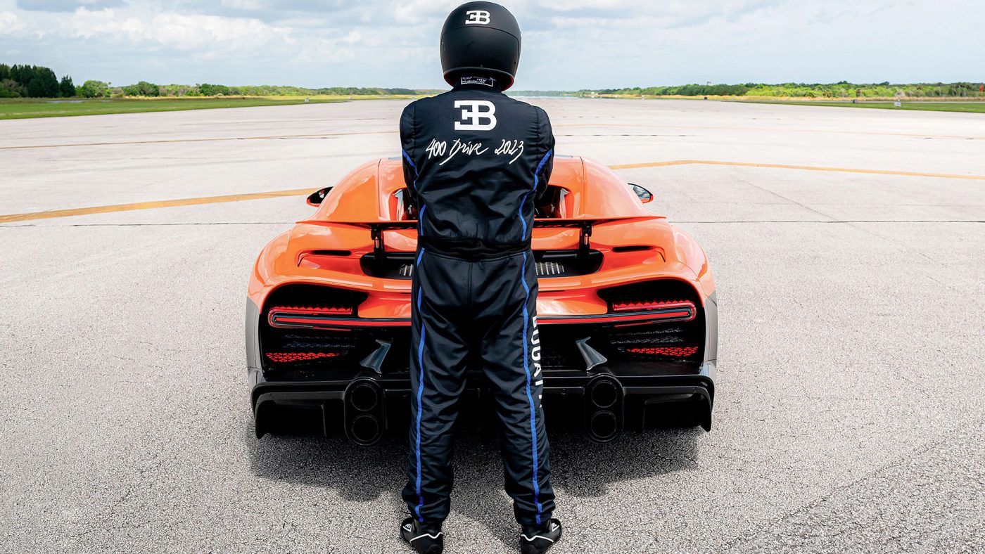 Driving a Bugatti at 400 km/h